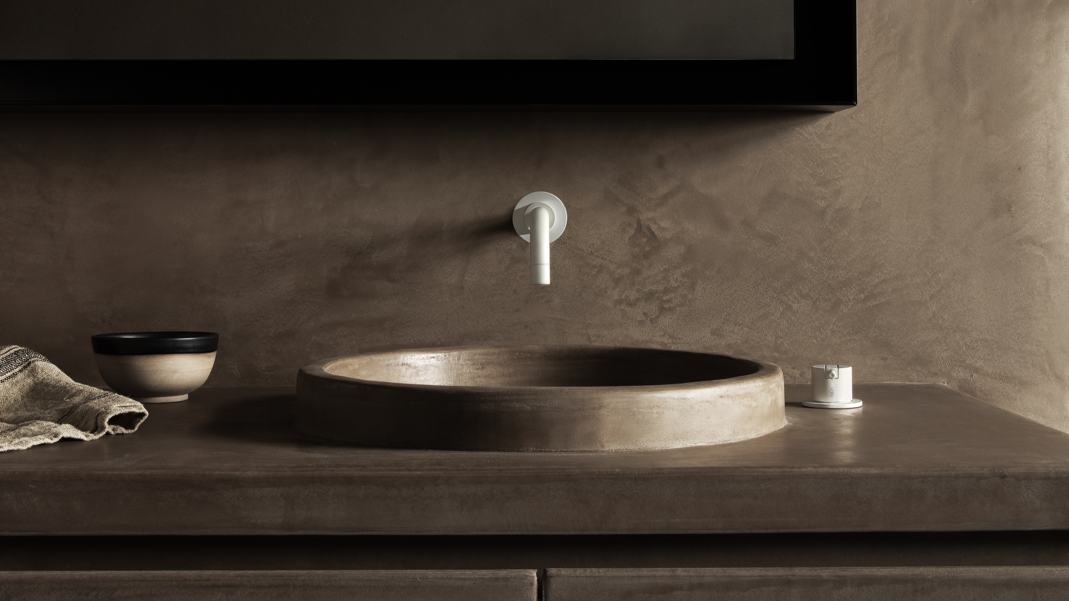 Enriching the senses with design Colour 28: Matt white | VOLA